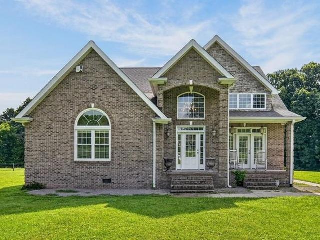 547 Martin Ridge Ln, Gainesboro, TN 38562