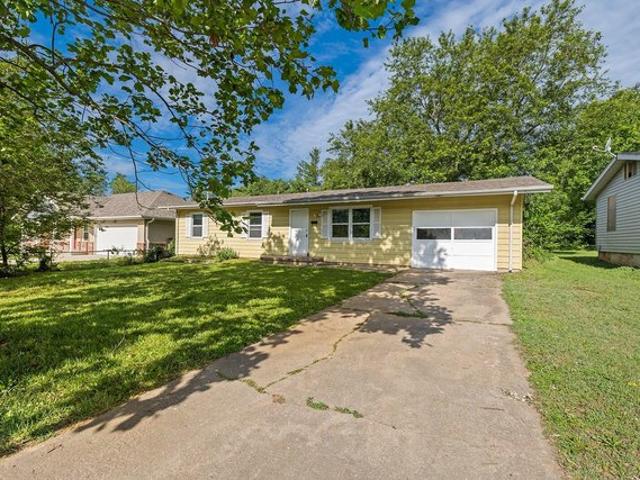 547 S Hilton Ave, Springfield, MO 65802