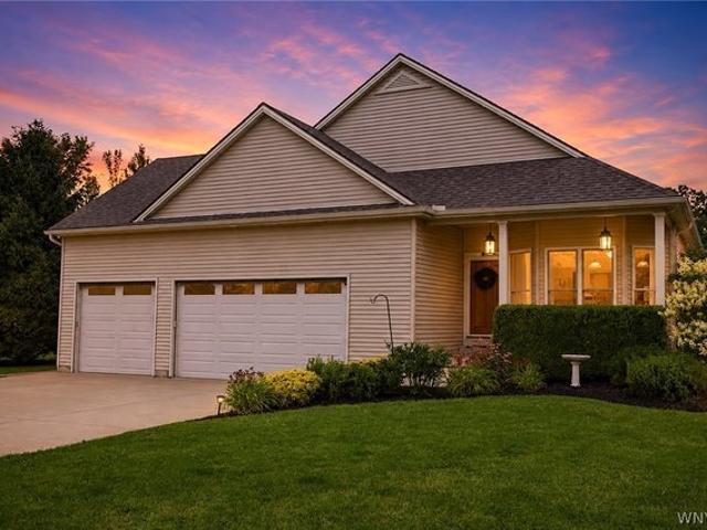547 Sumner Rd, Corfu, NY 14036