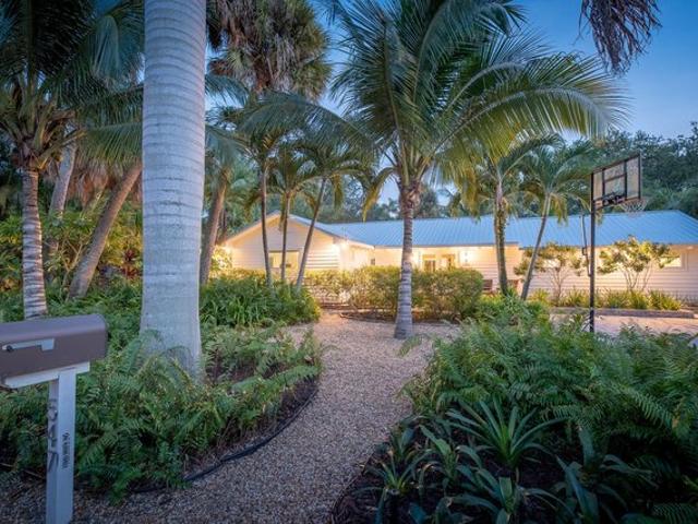 547 SW Riverview St, Stuart, FL 34994