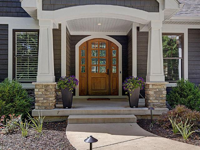 547 Roundtree Drive
