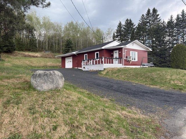 547 Riverview St, Madawaska, ME 04756