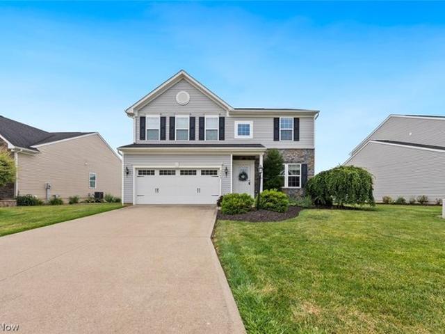5484 Diamond Creek Dr, Medina, OH 44256