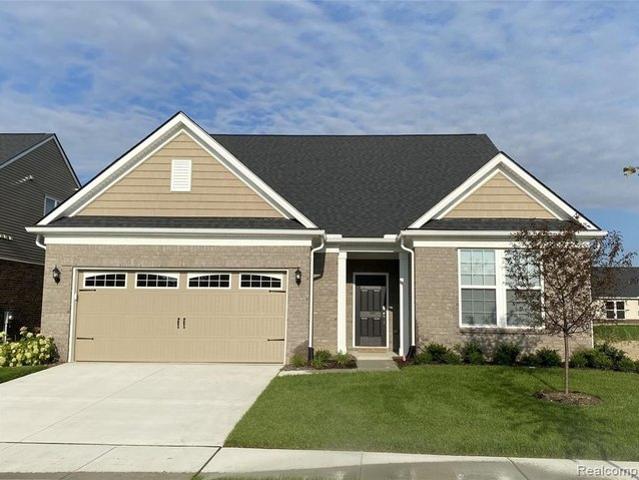 5484 Lewiston Rd, Canton, MI 48188