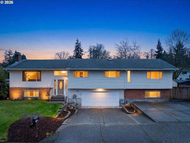 5484 SE Roethe Rd, Milwaukie, OR 97267