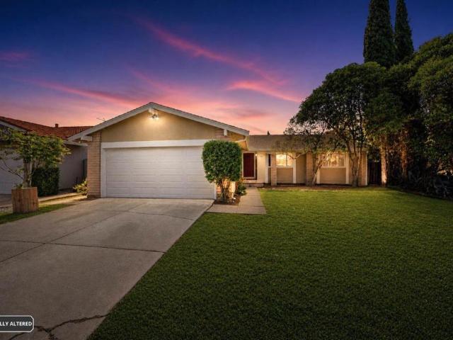 5484 Shadowcrest Way