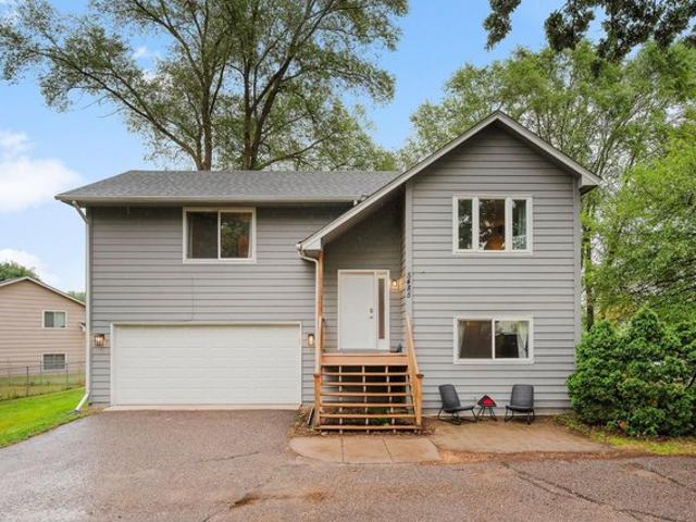 5485 Bunker Lake Blvd NW, Ramsey, MN 55303