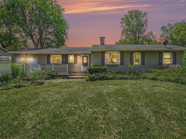 5486 Lippincott Blvd, Burton, MI 48519