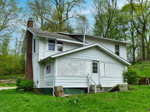 54879 Indian Lake Rd, Dowagiac, MI 49047