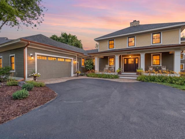 5488 Fairlawn Shores Trail SE