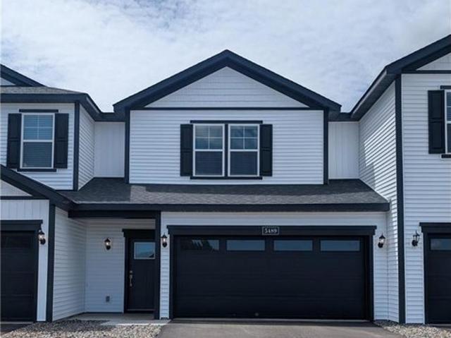5489 Fall Meadow Trl, North Branch, MN 55056