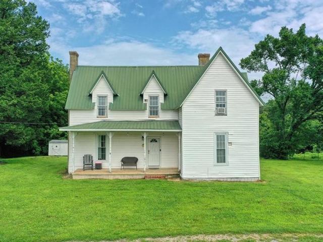 5480 Macedonia Rd, Henry, TN 38231