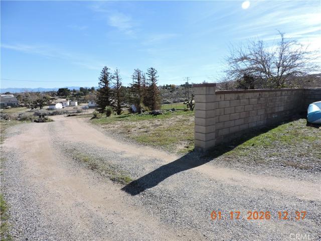 5480 Sunnyslope Rd, Phelan, CA 92371 | MLS #HD26106 | Compass