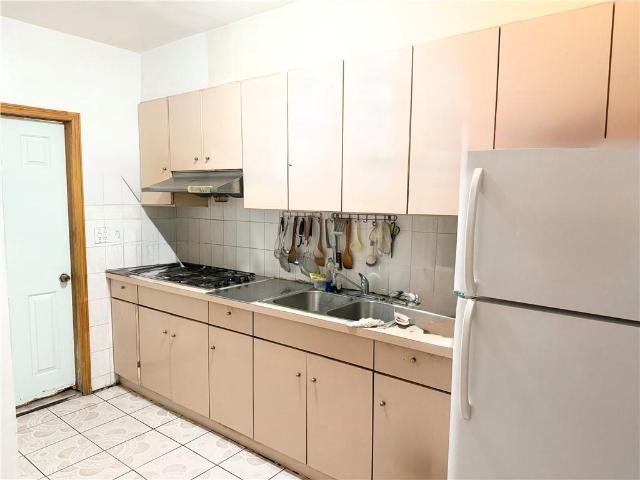 548 56th Street