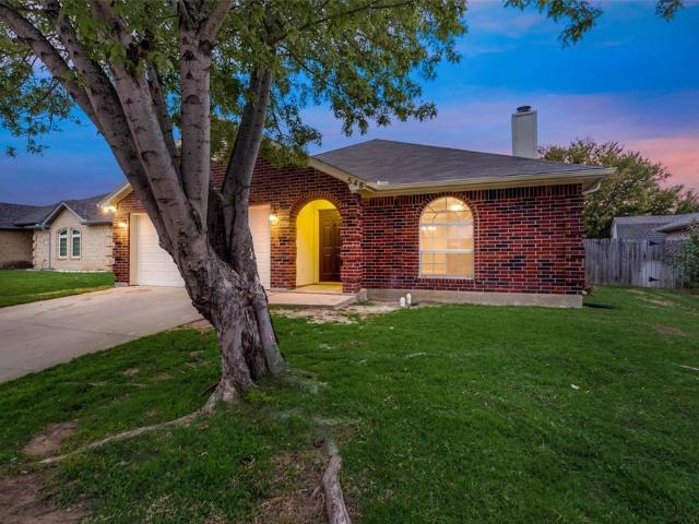 548 Asbury Dr, Saginaw, TX 76179 | MLS #21242 | Compass
