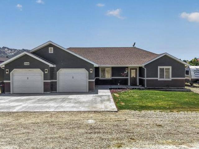 548 Blackstone Dr, Spring Creek, NV 89815