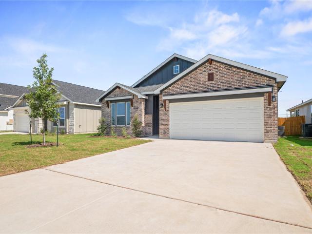 548 Gus Loop