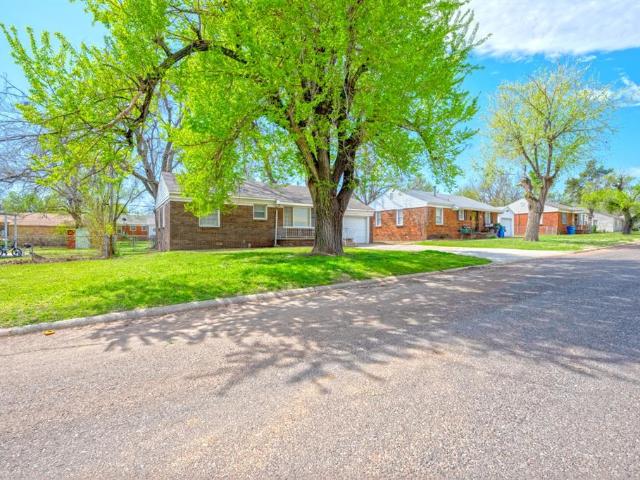 548 E Grumman Drive