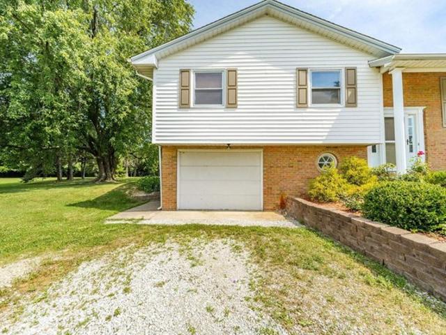 548 E State Road 28, Alexandria, IN 46001