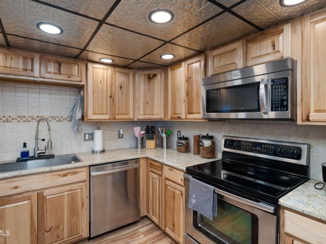 548 Fleetwood Drive D