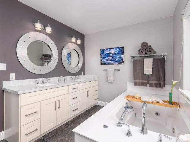 548 Hermosa Ave, Half Moon Bay, CA 94019 | MLS #426129