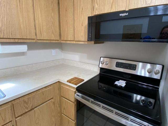548 Ocean Boulevard Unit 8