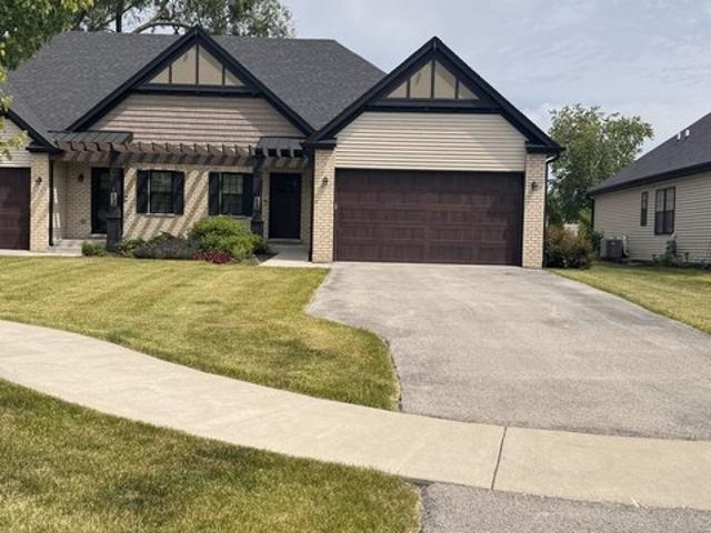 548 Mihelich Ln, Lockport, IL 60441