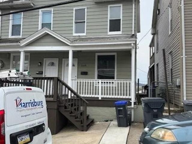 548 N 3rd St, Steelton, PA 17113