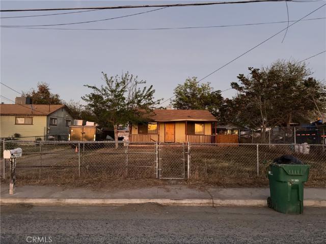 548 S Page St, Porterville, CA 93257 | MLS #PW26084