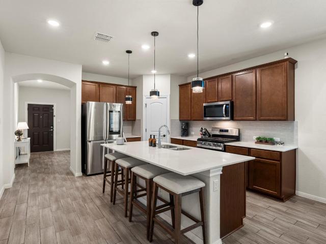 548 Purple Heart Dr