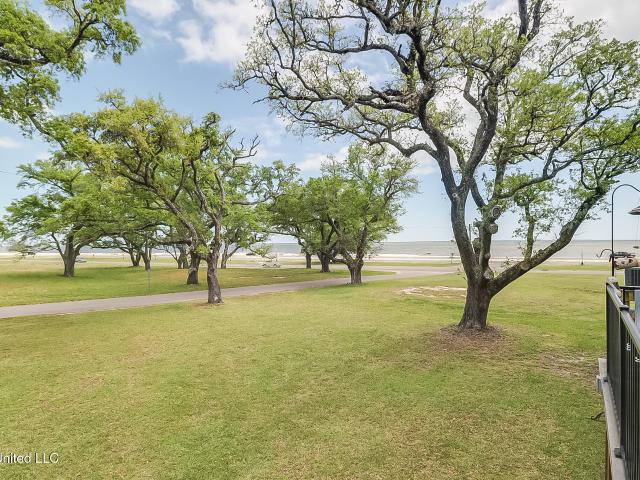 548 W Beach Boulevard # 110