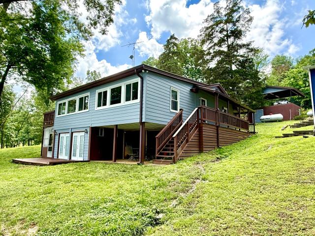 548 Waterway Trail