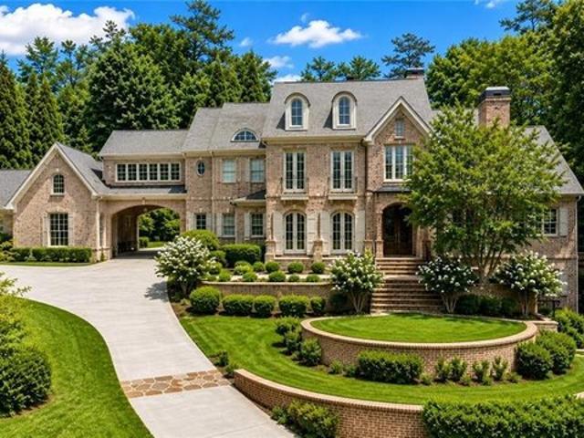 5495 Claire Rose Ln, Sandy Springs, GA 30327