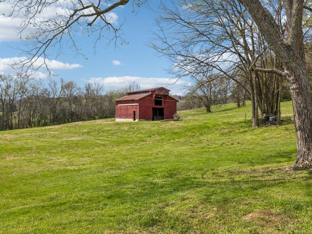5497 Carters Creek Pike