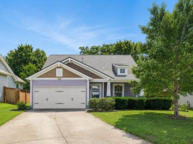 5497 Escalade Dr, Mount Juliet, TN 37122