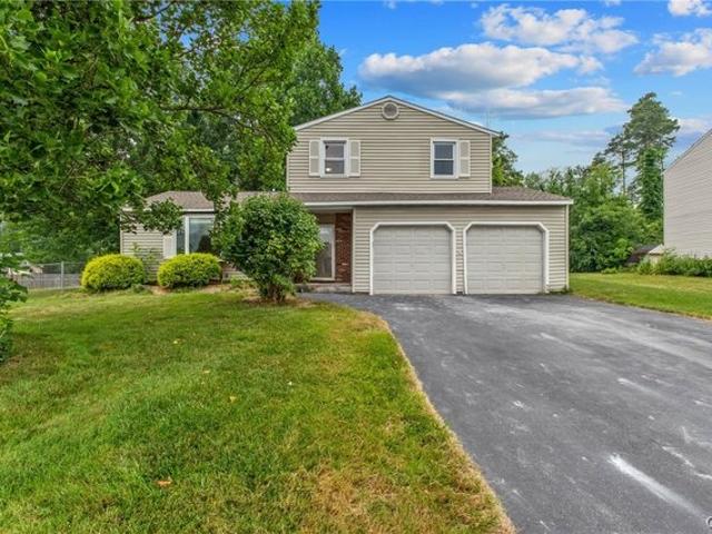 5497 Fortuna Pkwy, Clay, NY 13041