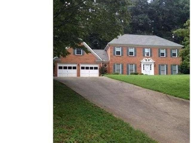 5497 Georgetown Trce SW, Lilburn, GA 30047