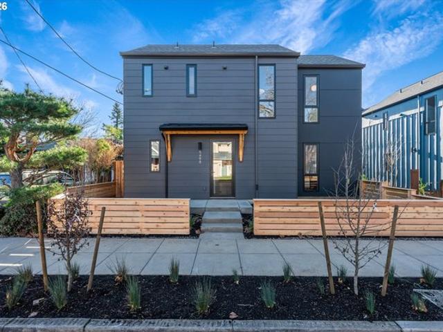 5498 SE Boise St, Portland, OR 97206
