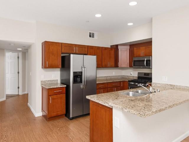 5499 Carlson Dr Sacramento CA 1 Bedroom Condo for Rent at 5497 Carlson Dr, Sacramento, CA 95819 California State University Sacramento