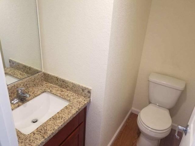 5499 Carlson Dr Sacramento CA 2 Bedroom Condo for Rent at 5497 Carlson Dr, Sacramento, CA 95819 California State University Sacramento