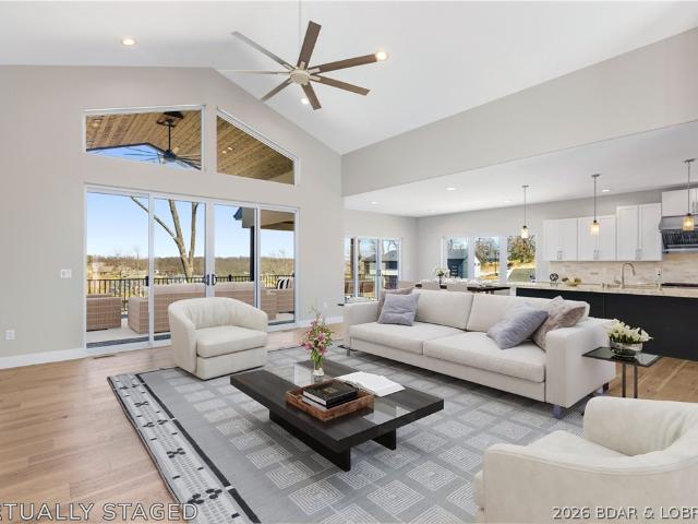 5499 Deephaven Lane