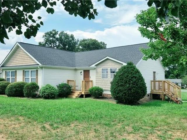 5499 Hitching Post Dr, Gibsonville, NC 27249