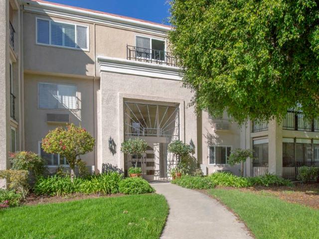 5499 Paseo Del Lago W 2D