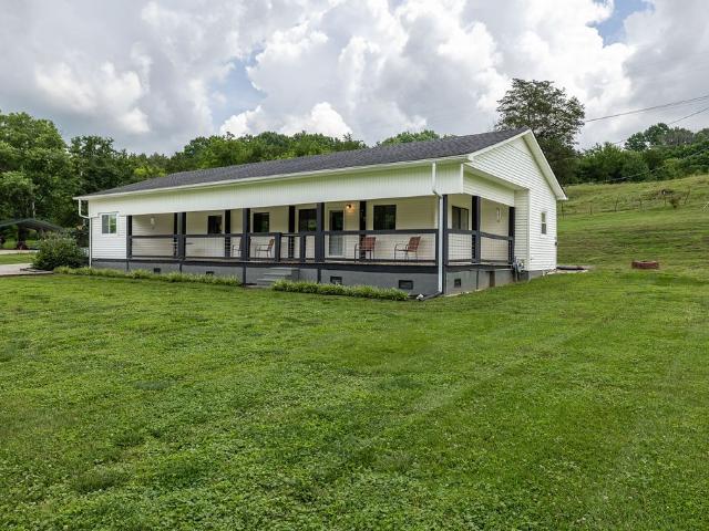 5492 Columbia Hwy
