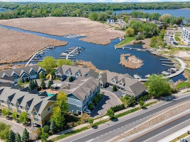 5492 Lost Lake Ln, Mound, MN 55364