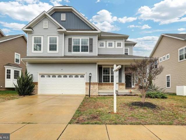 5493 Friar's Ln, White Plains, MD 20695