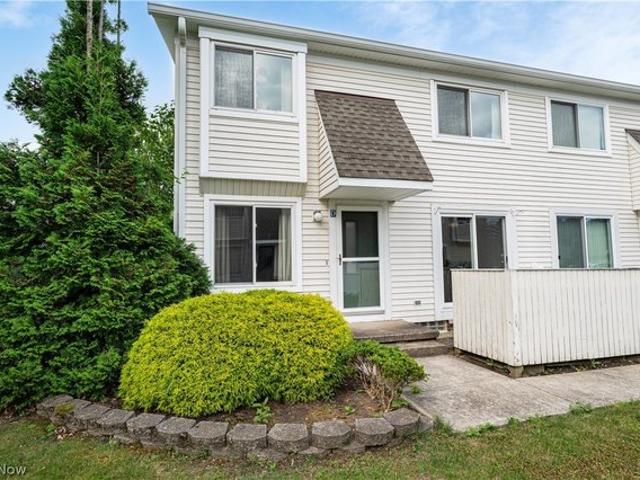 5493 Hampton Ct Apt D, Willoughby, OH 44094