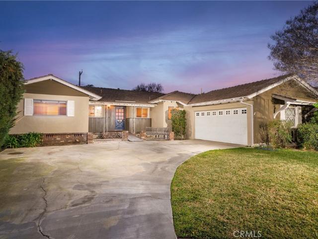 549 California Dr, Claremont, CA 91711 | Compass