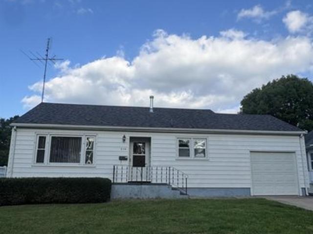 549 Arnold St, Galesburg, IL 61401