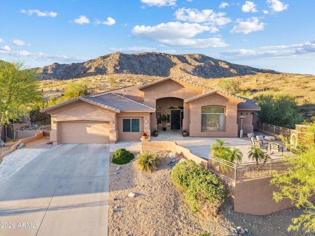 549 E Mountain Sage Dr, Phoenix, AZ 85048